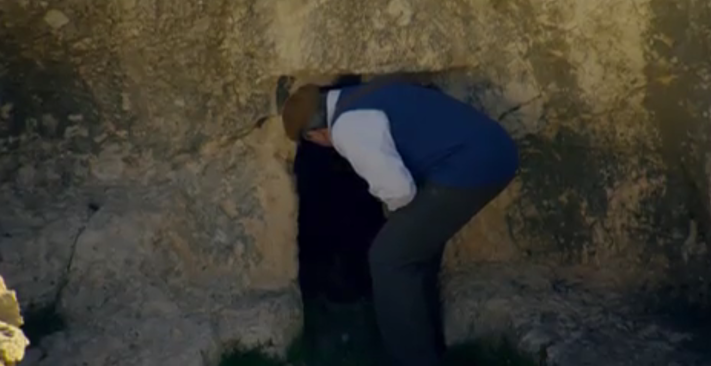 In the Footsteps of St. Peter (David Suchet) | Soundview Media Partners LLC